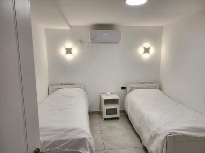 Large Old City Apartment - Jerusalem