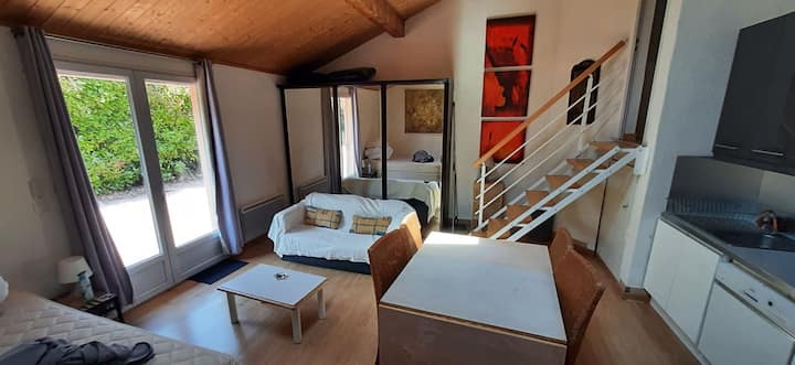 Très Beau Studio Indépendant - Aéroport de Genève Cointrin (GVA)