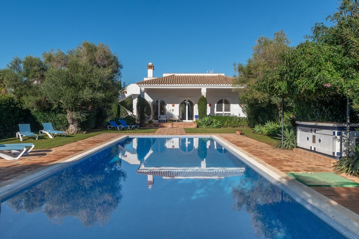 Villa Iris - Oasis Con Piscina Privada - Benalup-Casas Viejas