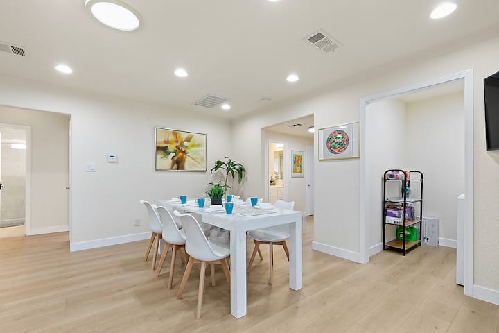 Yieldmax (Wa) | Remodeled Room Downtown Sj -B2 - San Jose, CA