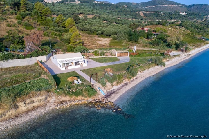 Beachfront Suite | Sea Garden & Pool View [50 M²] - Zakynthos