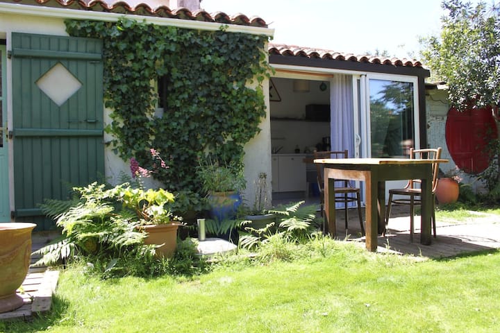 Gîte Vintage à 200m De La Plage - L'Aiguillon-sur-Mer