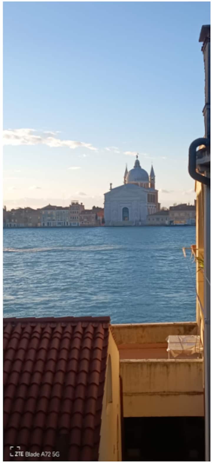 A Room With A View Apartment - Venecia