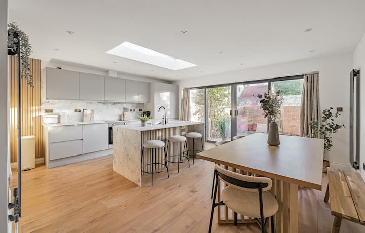 Stunning 5 Bedroom Home - Central Oxford - Oxfordshire