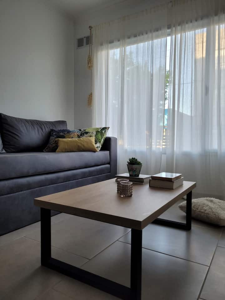 Departamento Cómodo Y Bien Ubicado. Tandil 14. - Tandil