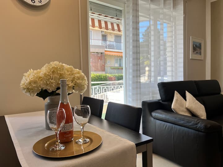 Acadamis | Ema’s House - A 10 Min Dal Lungomare - Sanremo