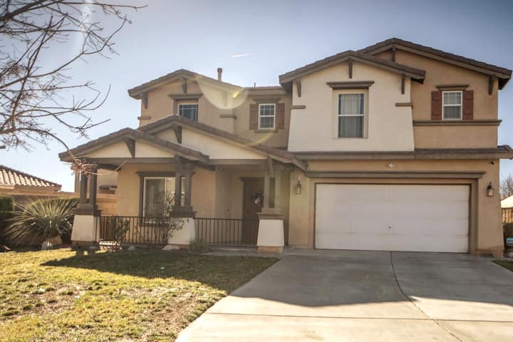 Spring Stay @ Castle Home-near Lockhead & Northrop - Lancaster, CA
