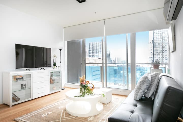 Verve | Cbd 2br City View | Carpark Available - Melbourne