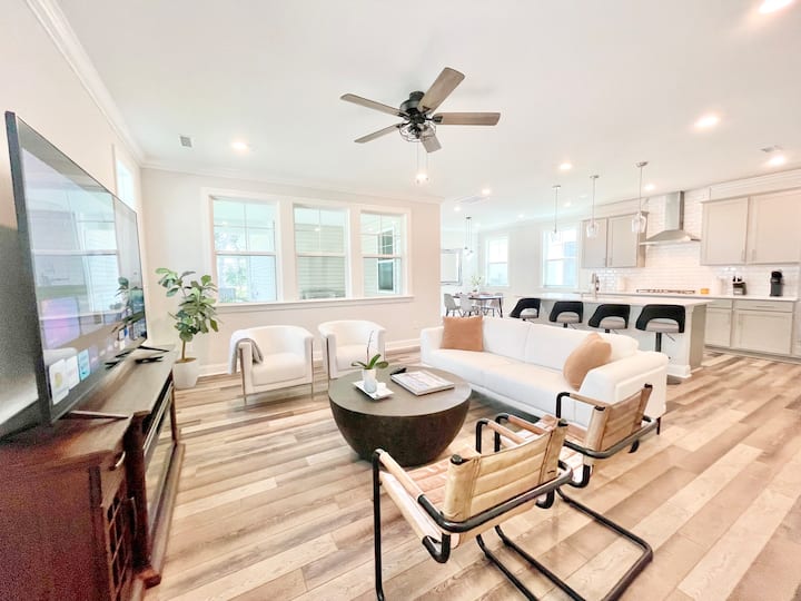 Rm 2 | Comfy & Private Bedroom - Clayton, NC