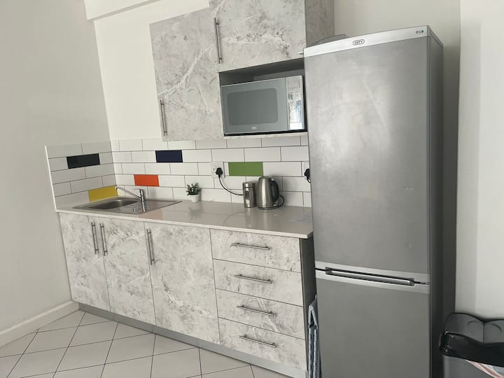 Cavendish Suite Bachelor - Cape Town