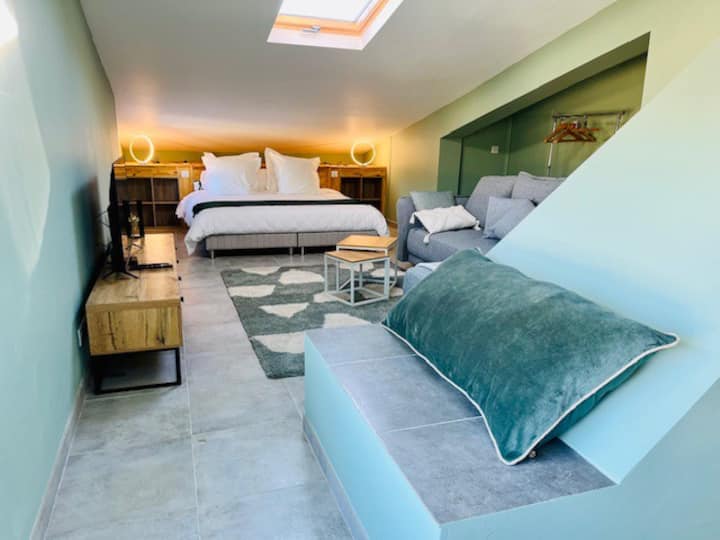 Studio Dans Quartier Artisanal - Mougins
