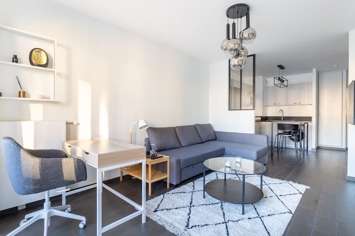 Appartement Lumineux Avec Balcon - Vincennes - Vincennes