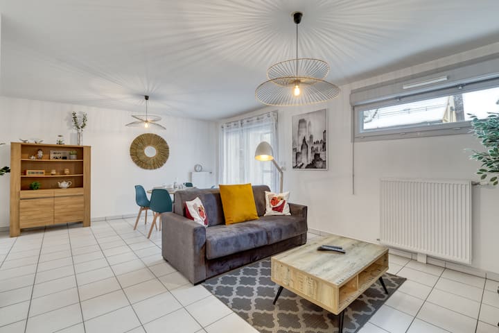 Zenb&b | Stella | Proche Gare | Wifi | Garage | - Annemasse