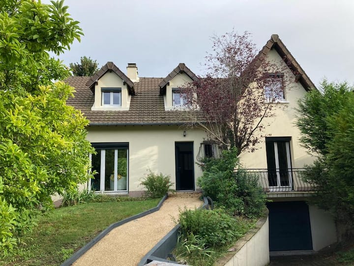 Maison Familiale Et Adaptée Pmr - Bussy-Saint-Georges