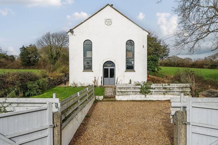 A Quintessential Cornish Chapel - Porthleven