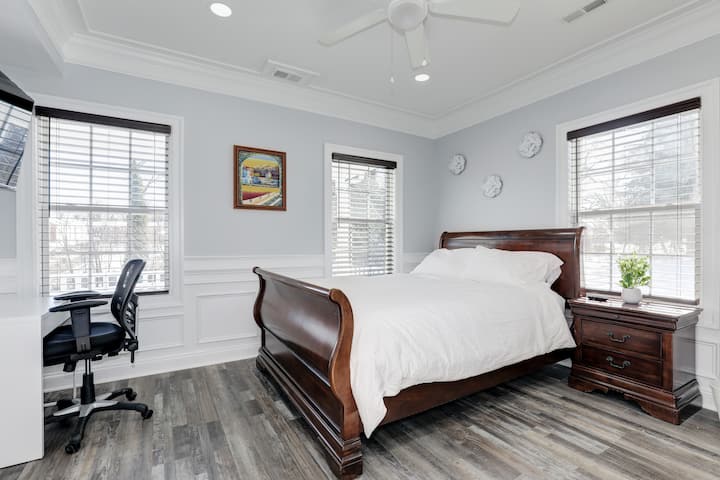 Spacious 5br Home | Near Dc & Baltimore Metro - Hyattsville, MD