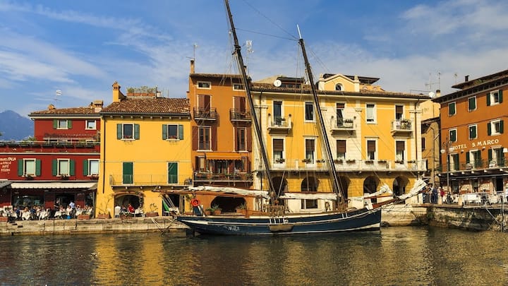 Camera Al Porto, Con Bagno, Balcone E Parcheggio - Malcesine