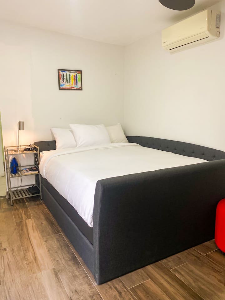 Pool Deck Suite - Belmopan