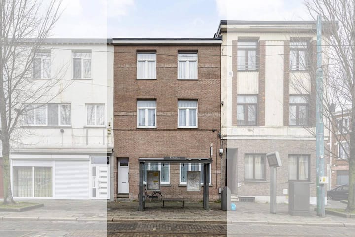 House In Deurne - Belgium