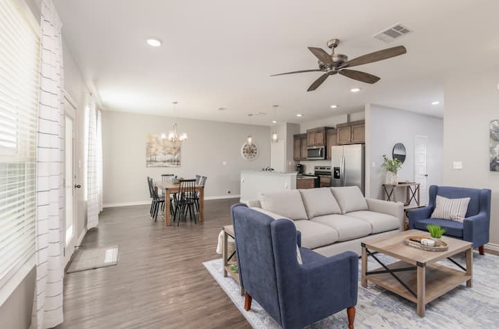 4-bed Sanctuary: Comfortable Retreat Near Hospital - Temple, TX