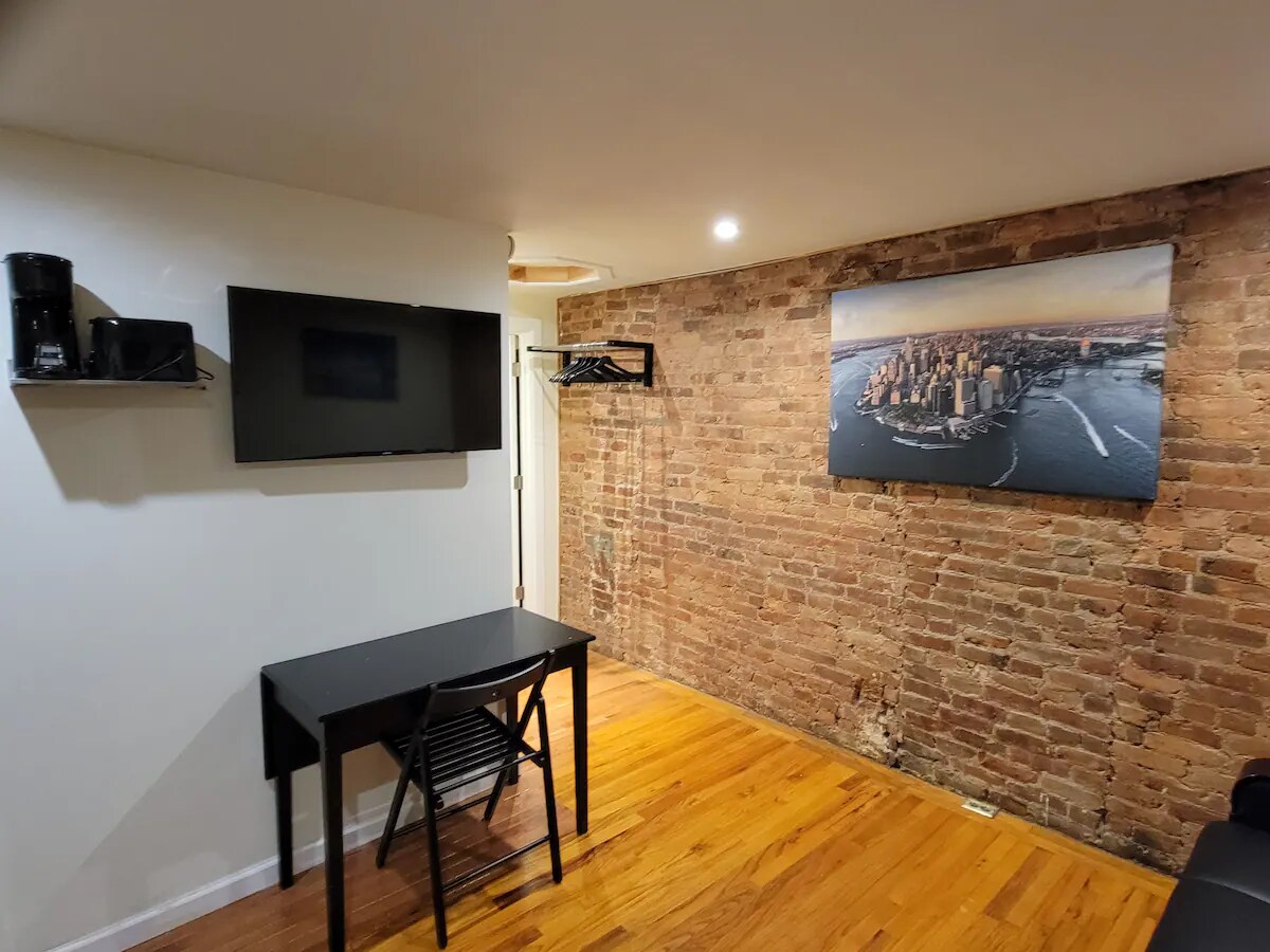 The Bronx Apartment Vacation Rentals - The Bronx, The Bronx, NY | Airbnb