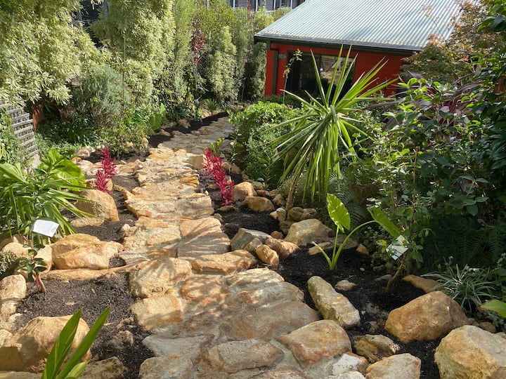 The Red Cottage - Wentworth Falls