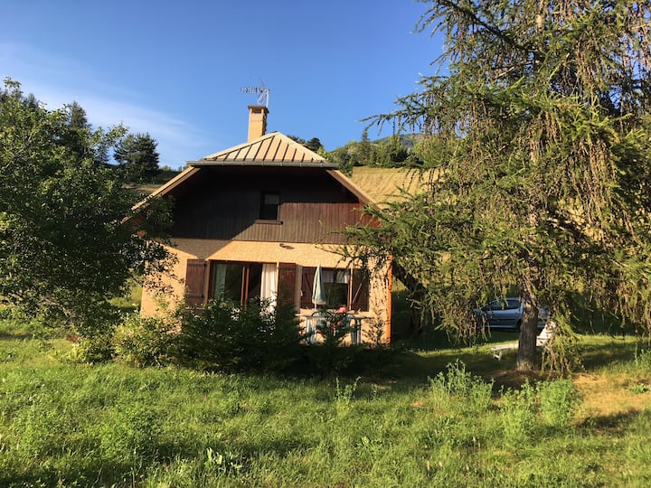 Chalet Au Calme Proche Activités - Embrun
