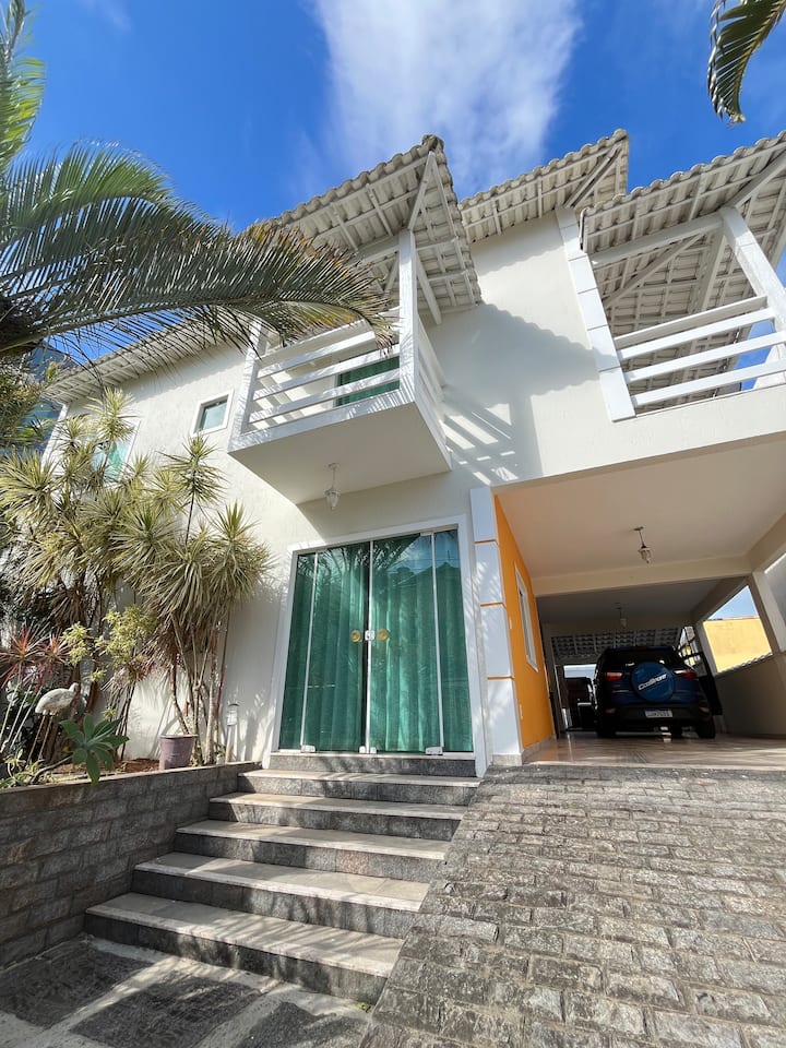 Excelente Casa Em Condomínio - Cabo Frio
