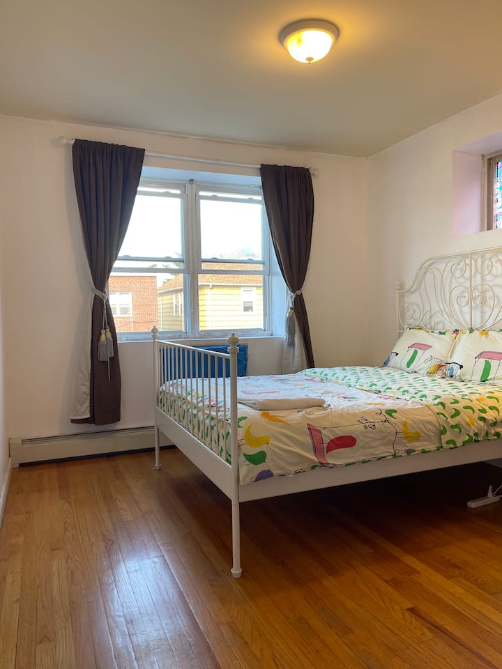 Sunnyhome6p(located In Flushing) - Queens, NY