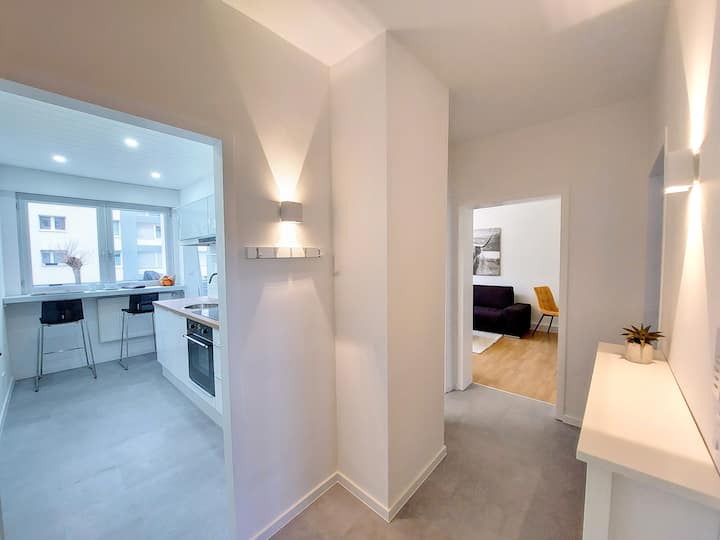 Bright, Modern Apartment, Near Düsseldorf + Wifi - Krefeld