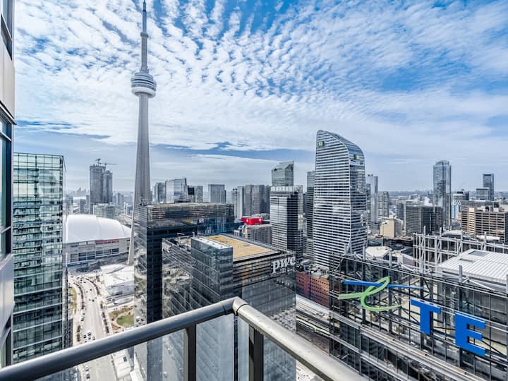 Luxury 3br Penthouse Steps To Scotiabank Arena - トロント