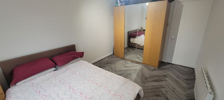 Inviting One Bed Flat In Ilford - Barking