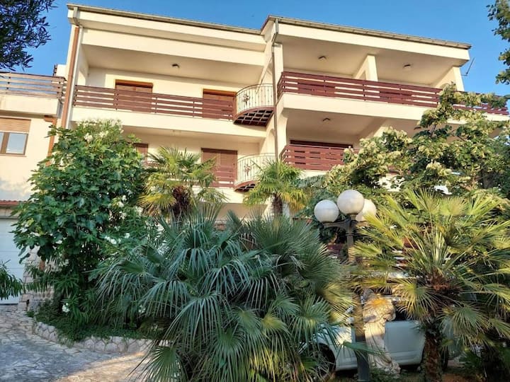 Apartman Nada 3 - Selce