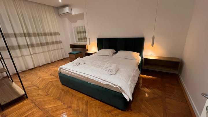 City Center Tirana Apartment! - Tirana