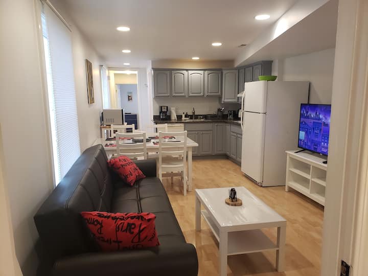 Beautiful, Cozy @ Well Furnished - Little Russia - San Francisco