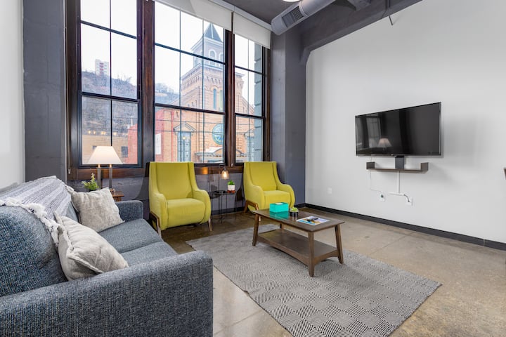 Incredible Views | Steps 2 Shops | King Bd |Gym - PNC Park - Pittsburgh