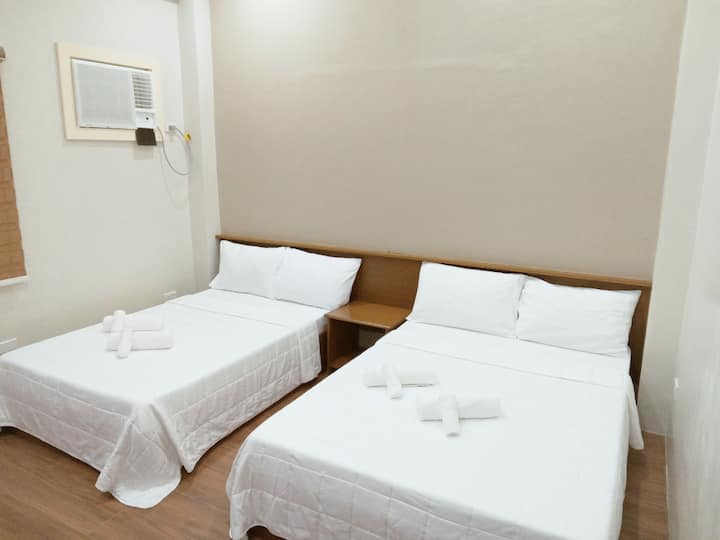 Family Room - Coron