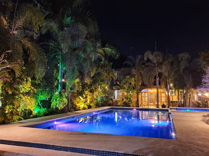 Bale Maragul By: Casa Salome - Angeles