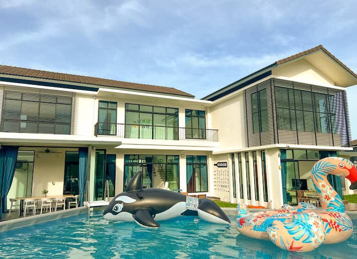 Funky Golf Villa - Pengerang