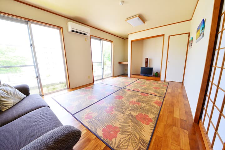 ゲストハウスダイヤモンド 海が見える Japanese Style 布団タイプの雑魚寝部屋 - 沖縄県