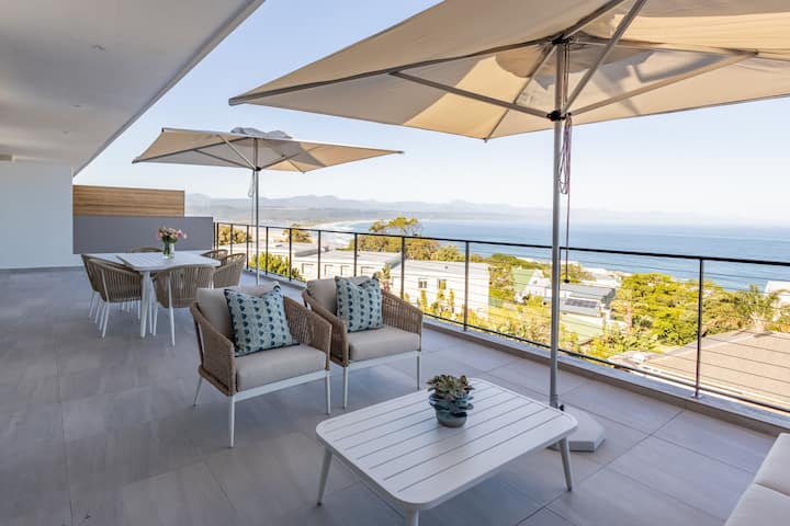 3 Bedroom Luxury Superior Apartment 303 - Plettenberg Bay