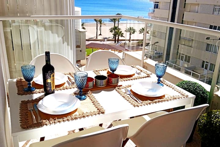 Beachfront Apartment - Cullera