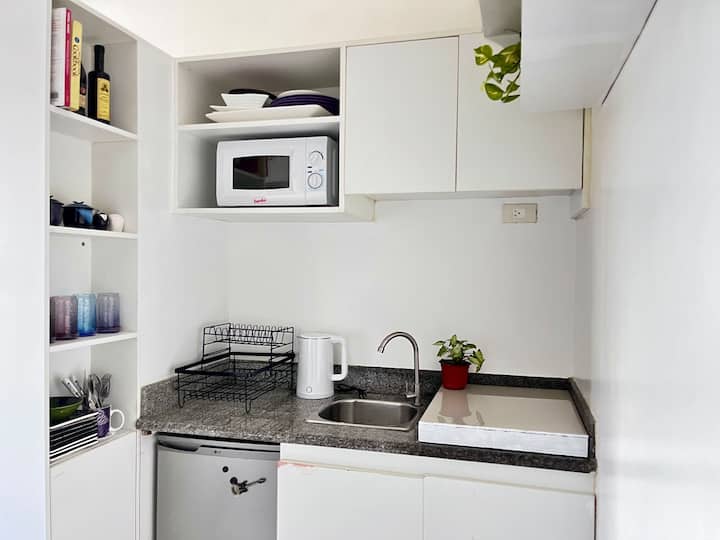 The Cloud Room: Studio Condo - Baguio