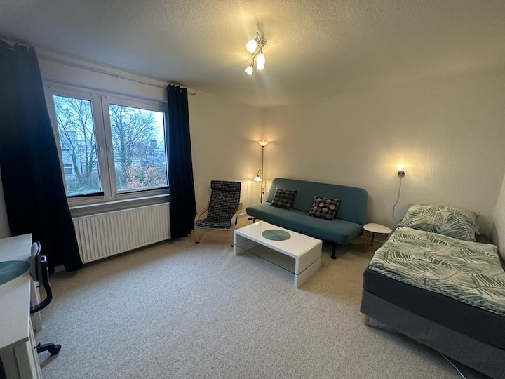 Wohnung In Ruhiger Lage - Langenhagen