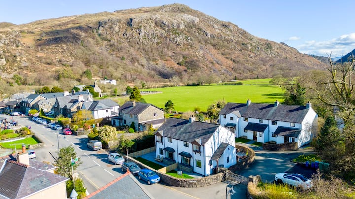 Home In Beddgelert Aran - Beddgelert