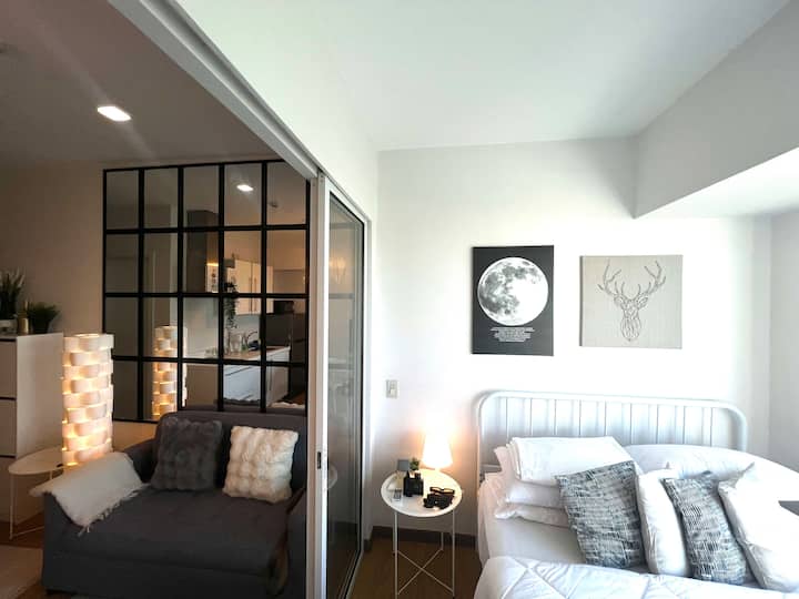 Cozy & Modern Acqua Suite - Manila