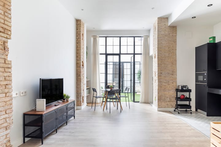 Nice Apartment  With Patio In Monteolivete. G3 - Universitat de València