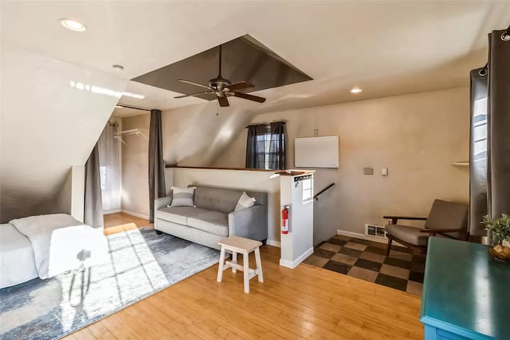 Studio Apartment W/ Full Kitchen - Kalispell, MT