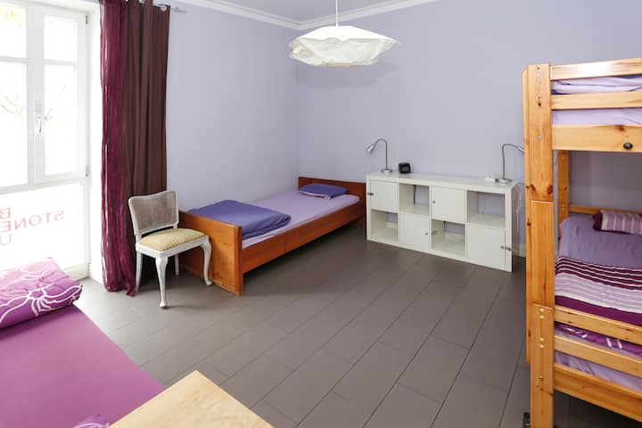 Gemütliches Backpacker Hostel - Shared Room - Ulm