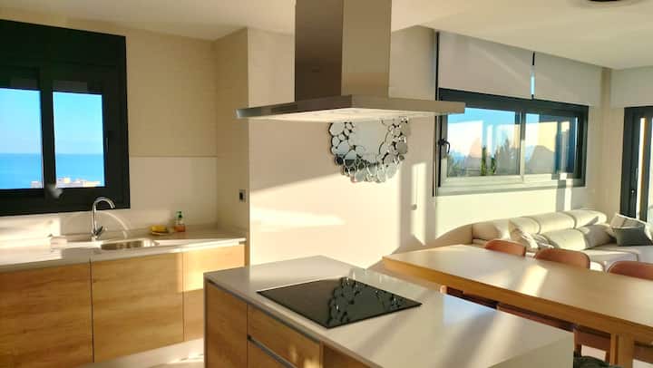 Sunset Waves, Apartamento De Lujo Vista Al Mar - Benidorm